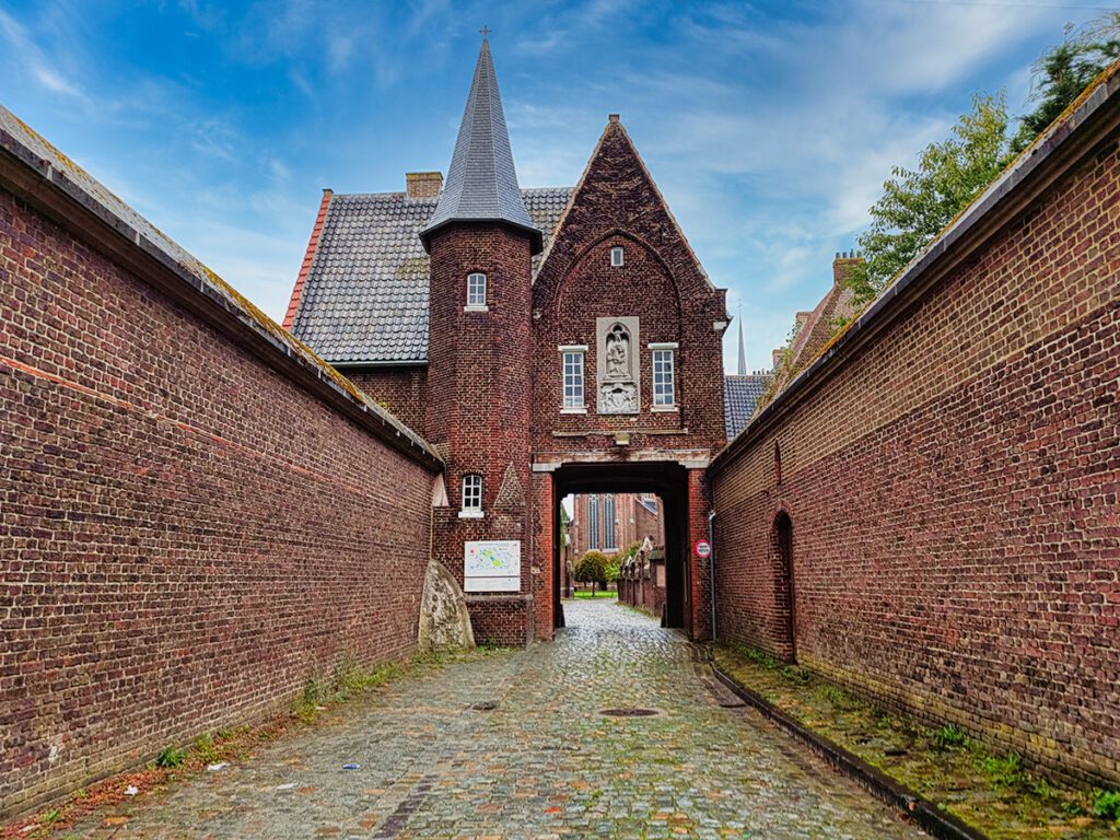 Los tres beaterios de Gante en un carrete de 24 fotografías ...